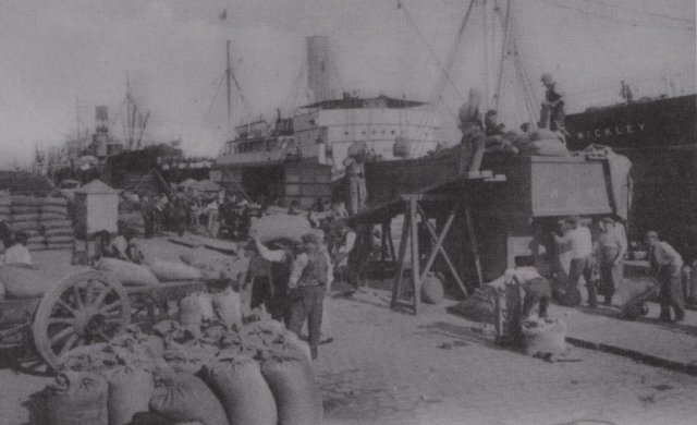 DOCKERS : Le métier d'hier et d'aujourd'hui - Ecole Pauline Kergomard ...